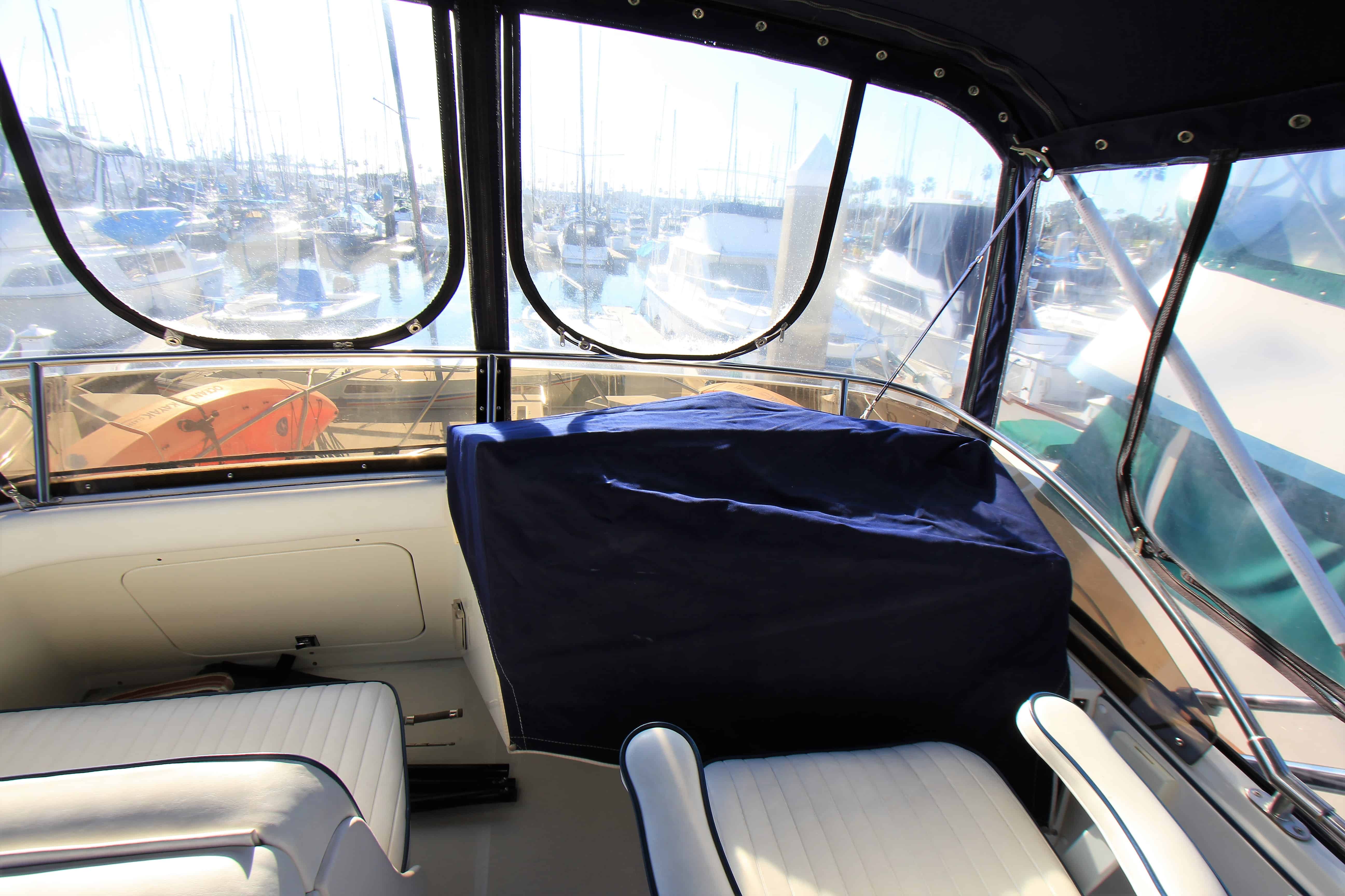 2000 Skipjack 30 - West Coast Yachts