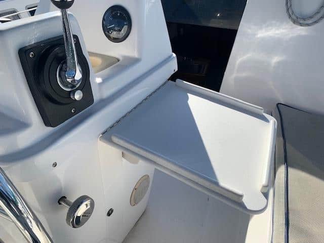 29 Hunter 290 - West Coast Yachts