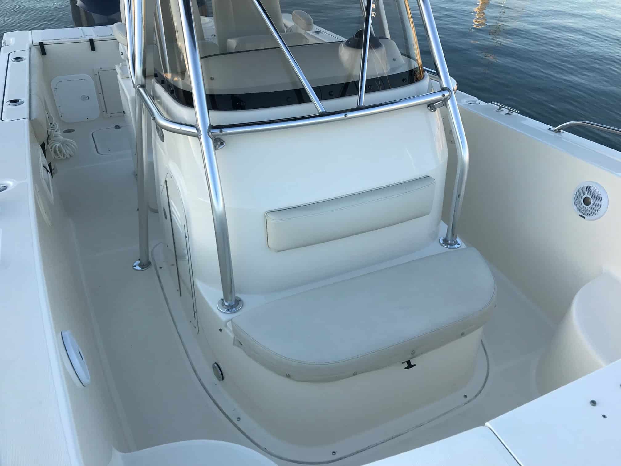 Pursuit 2670 Cuddy 2003 - West Coast Yachts