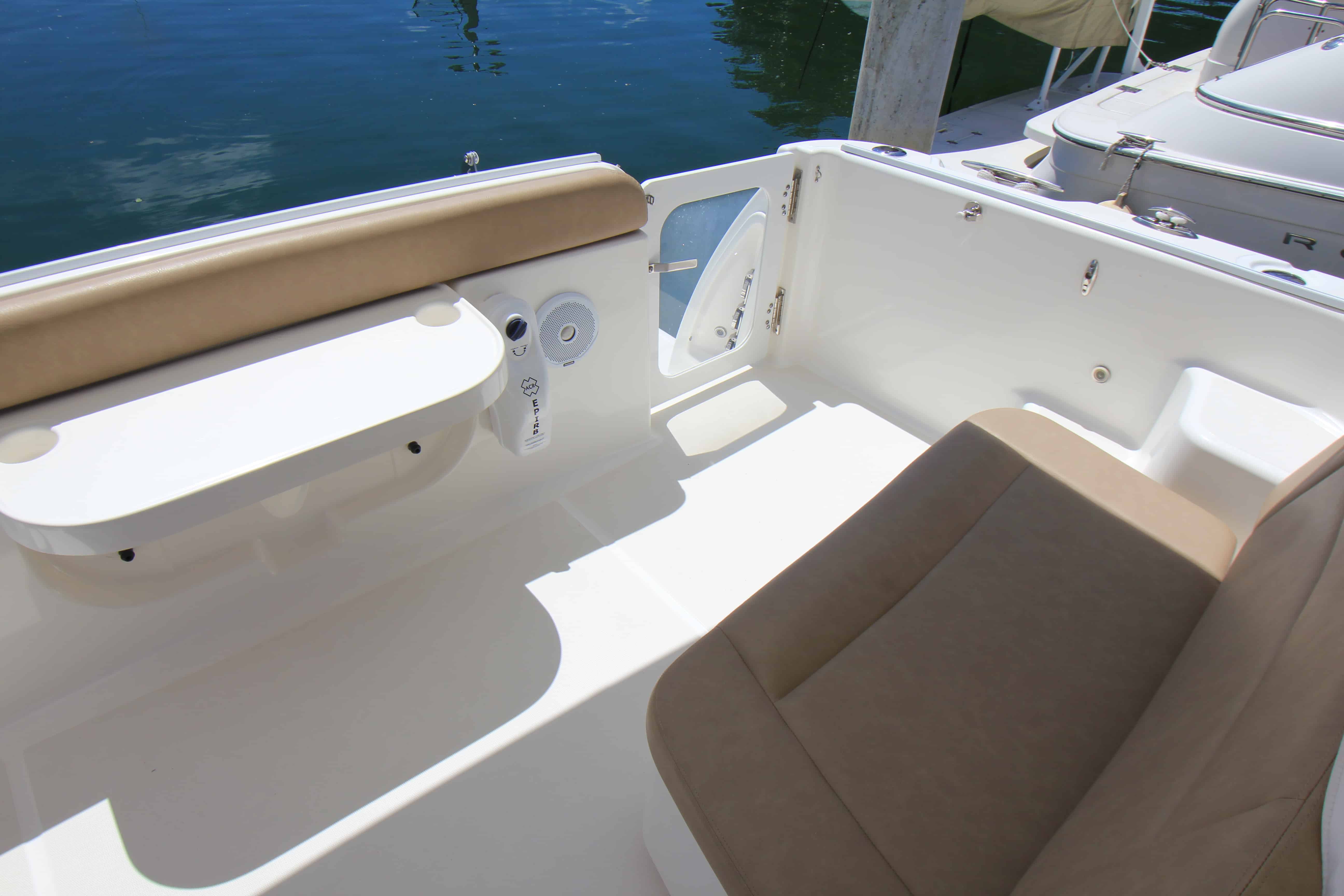 36 Tiara Sovran 2004 - West Coast Yachts