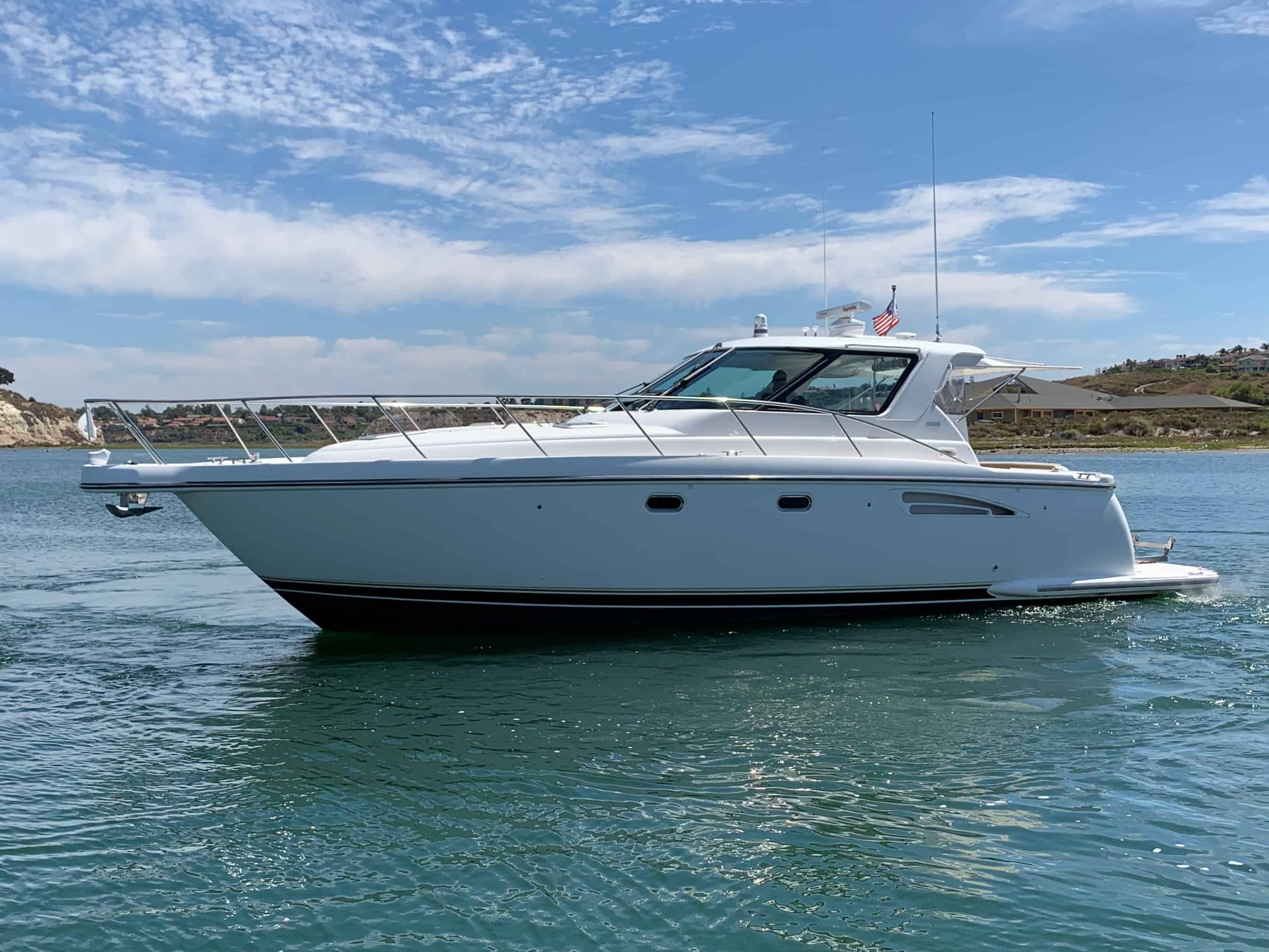 36 Tiara Sovran 2004 - West Coast Yachts