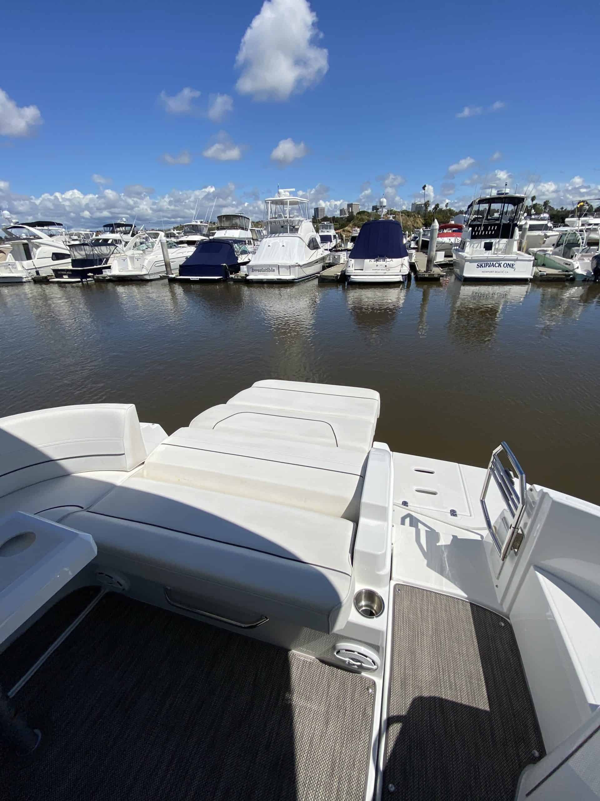 2017 35 Cruisers Express - West Coast Yachts